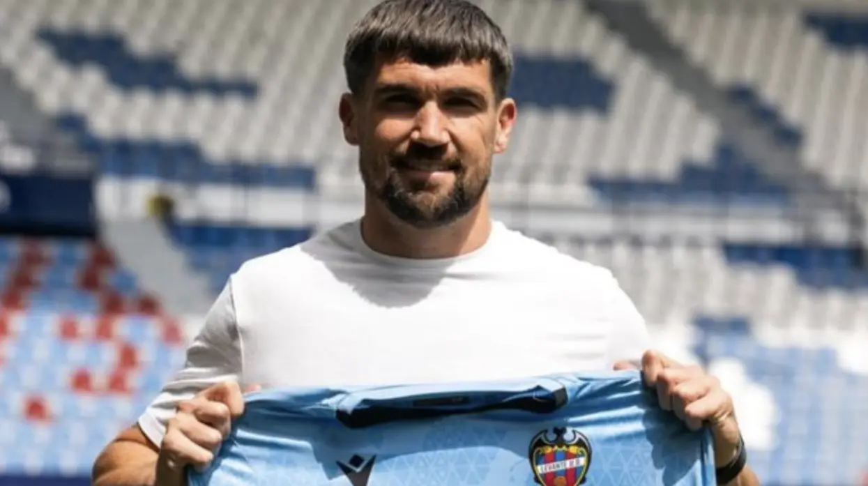 Levante strengthen squad with Australian national team captain Mathew ...