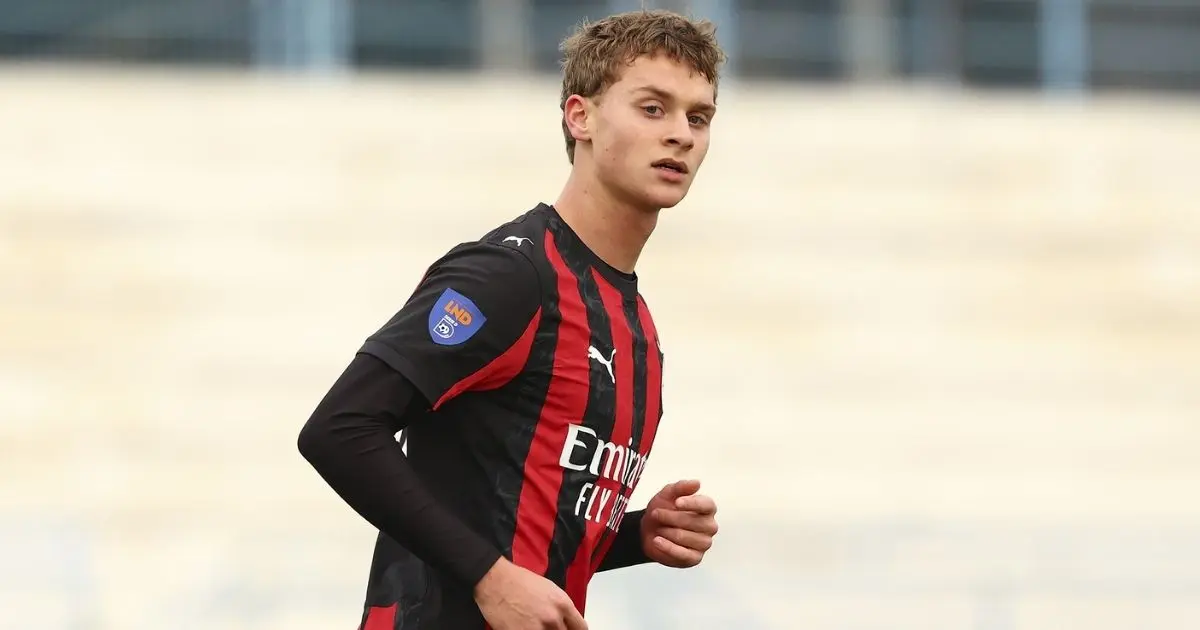 L’Ajax finalise le prêt du jeune talent de l’AC Milan Maximilian ...