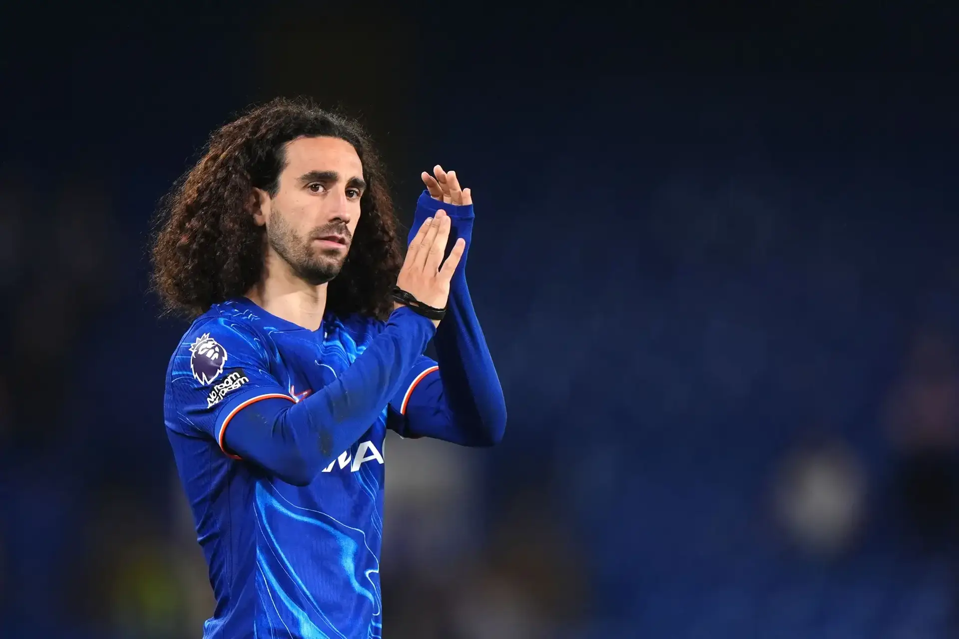 Cucurella surprisingly bullies Adama Traore during Chelsea win over ...