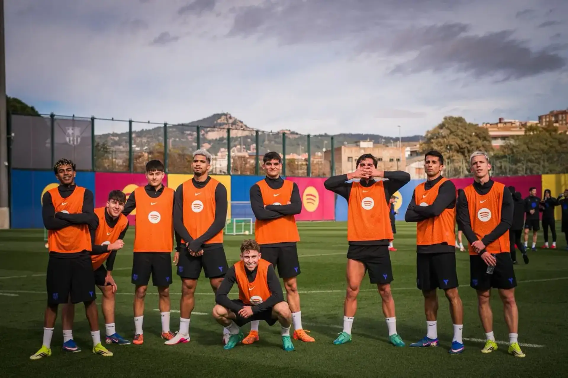 Ferran Torres recrée la célébration emblématique de Viktor Gyökeres ...