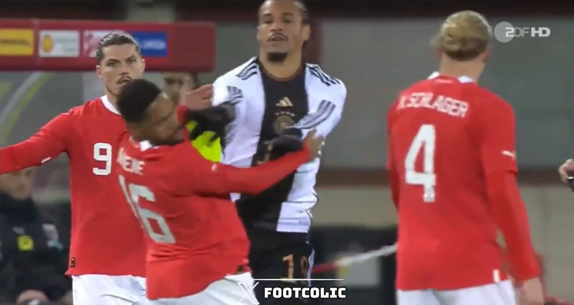 Leroy Sane sieht die Rote Karte für einen Schlag ins Gesicht: Das hätte ...