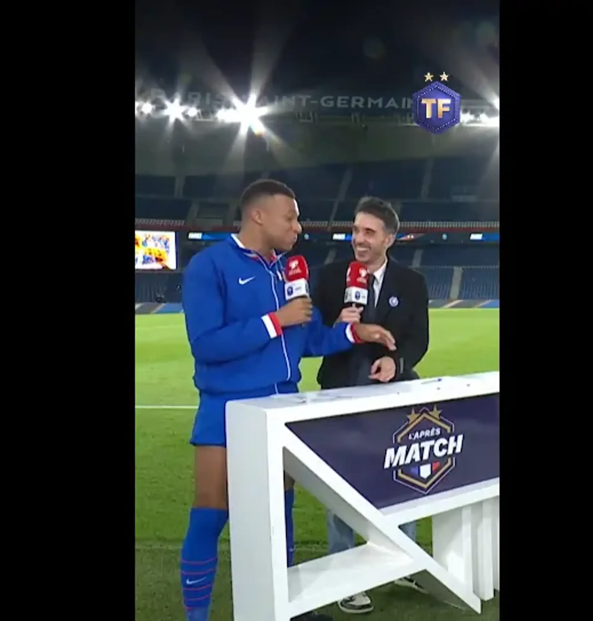 "Il est en train de lire mes notes" : Le moment taquin entre Kylian ...