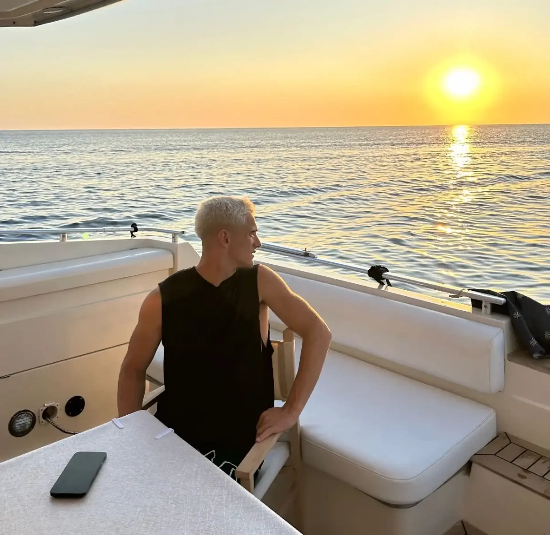 Gavi STUNS fans with bold new look while vacationing in Ibiza — Tribuna.com
