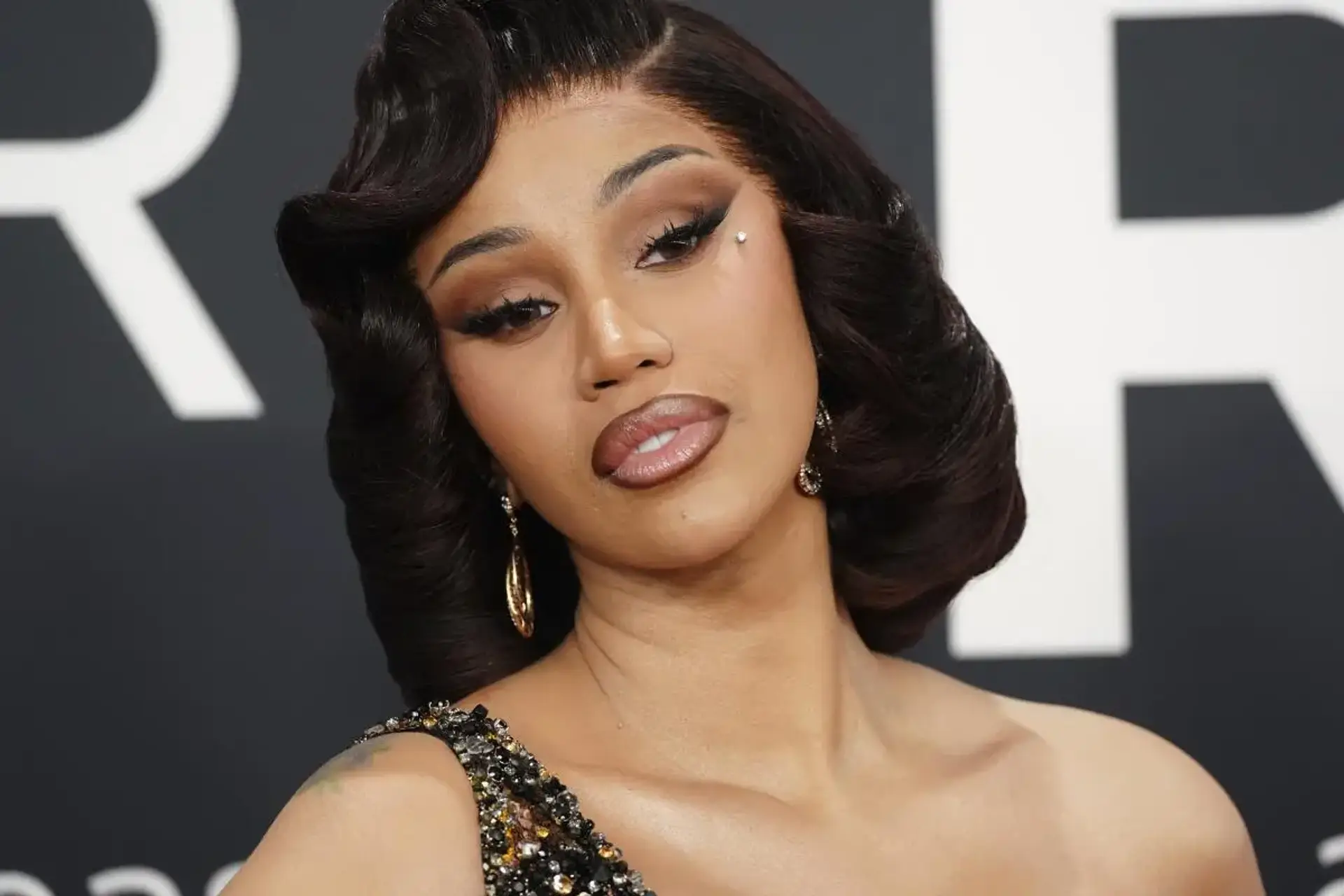 Cardi B & Achraf Hakimi spark dating rumours – fans react with memes ...