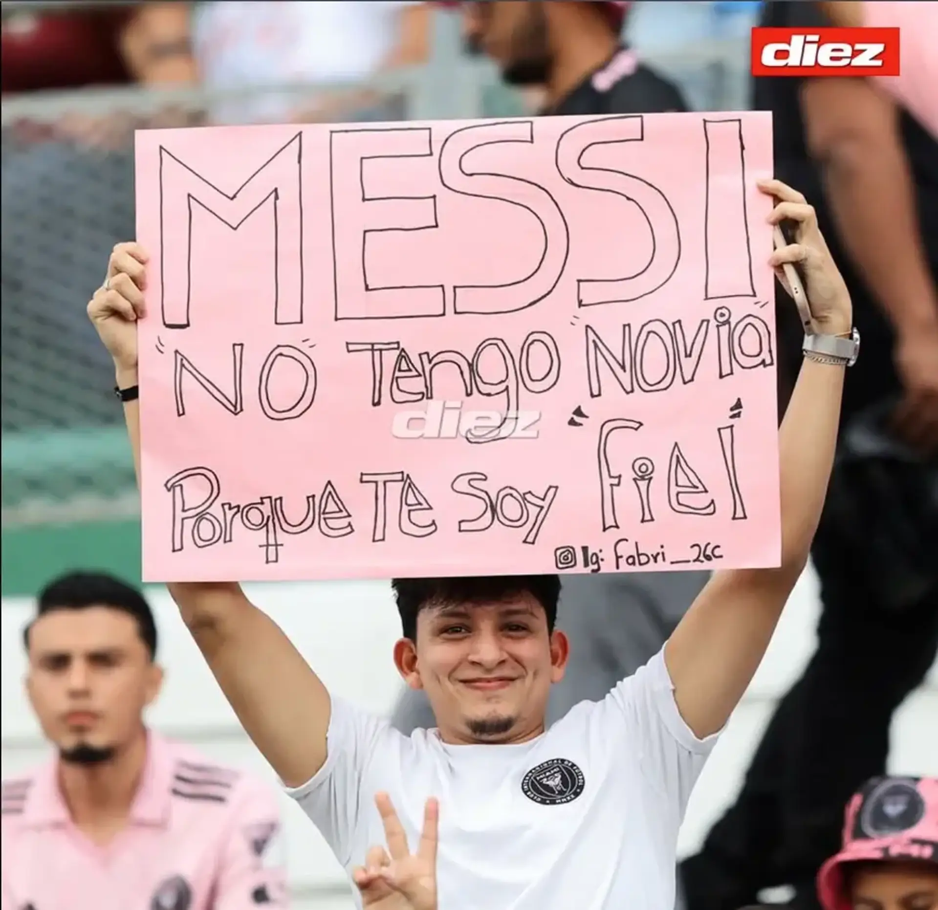 Caught on camera: Messi fan shows off ultimate loyalty with funny ...