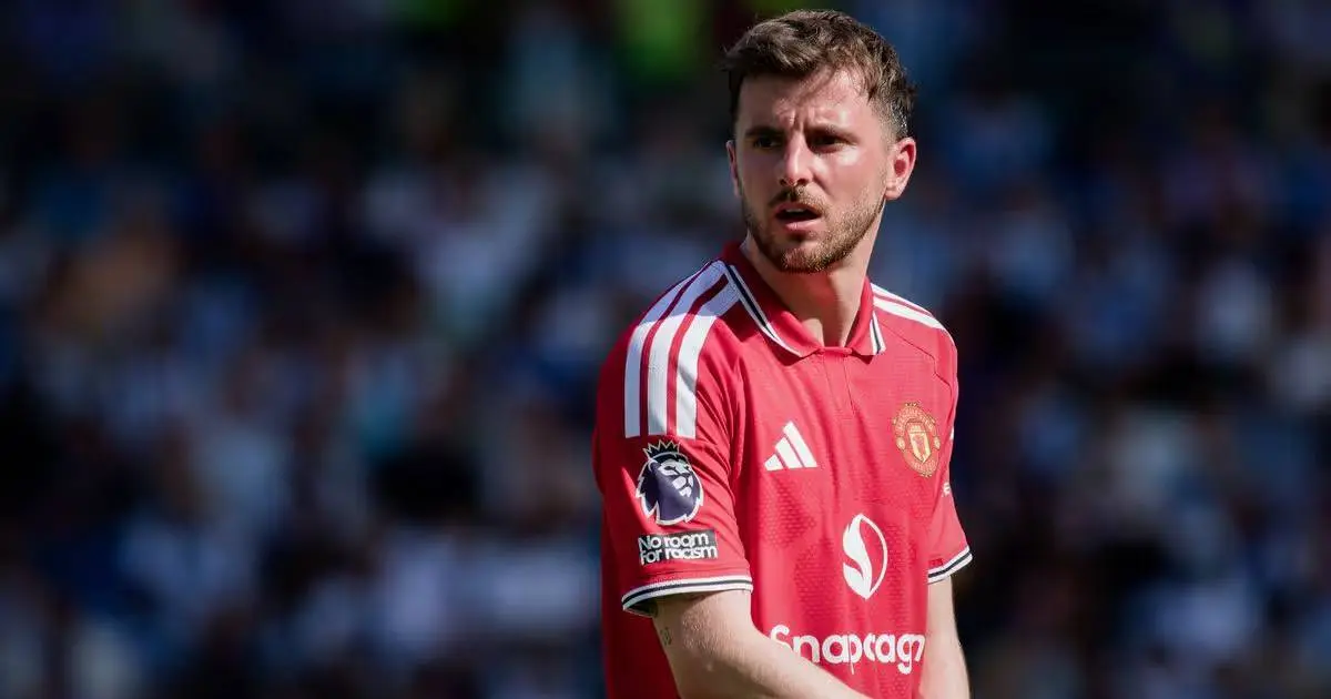 'Stop confusing me!!': Man United fans can't figure out if Mason Mount ...