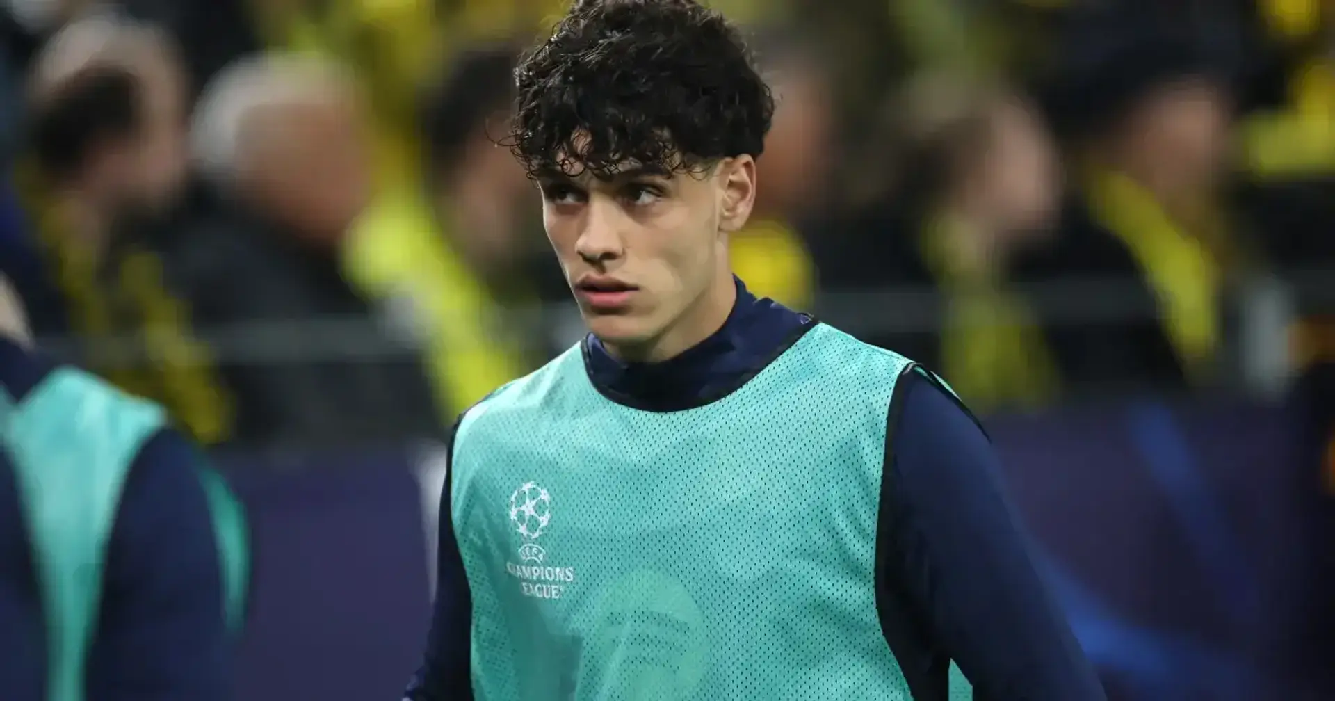 Hector Fort absent de l’entraînement du Barça, son départ en Premier ...