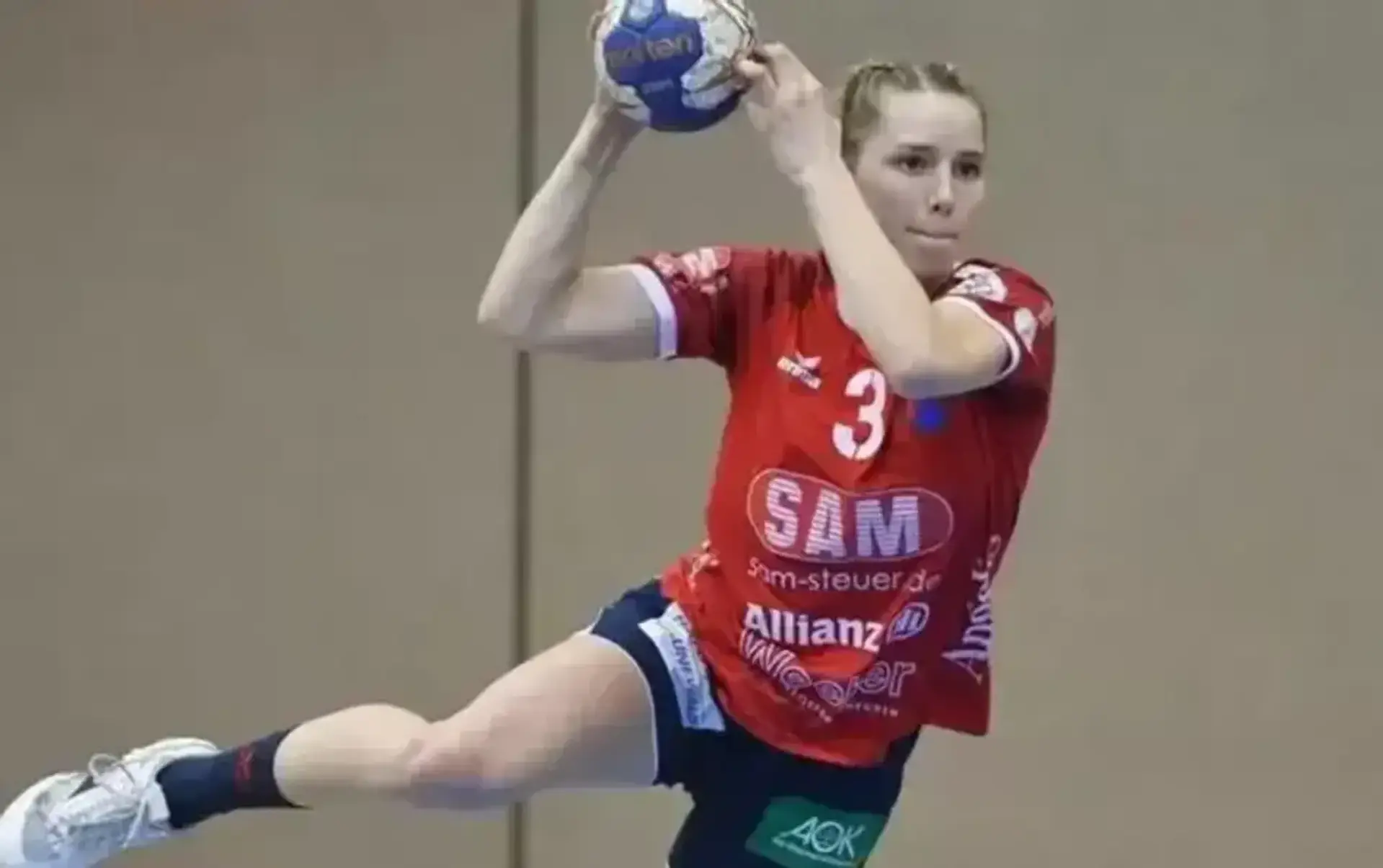 Manuel Neuer's wife is a handball player: Meet Anika Neuer — Tribuna.com