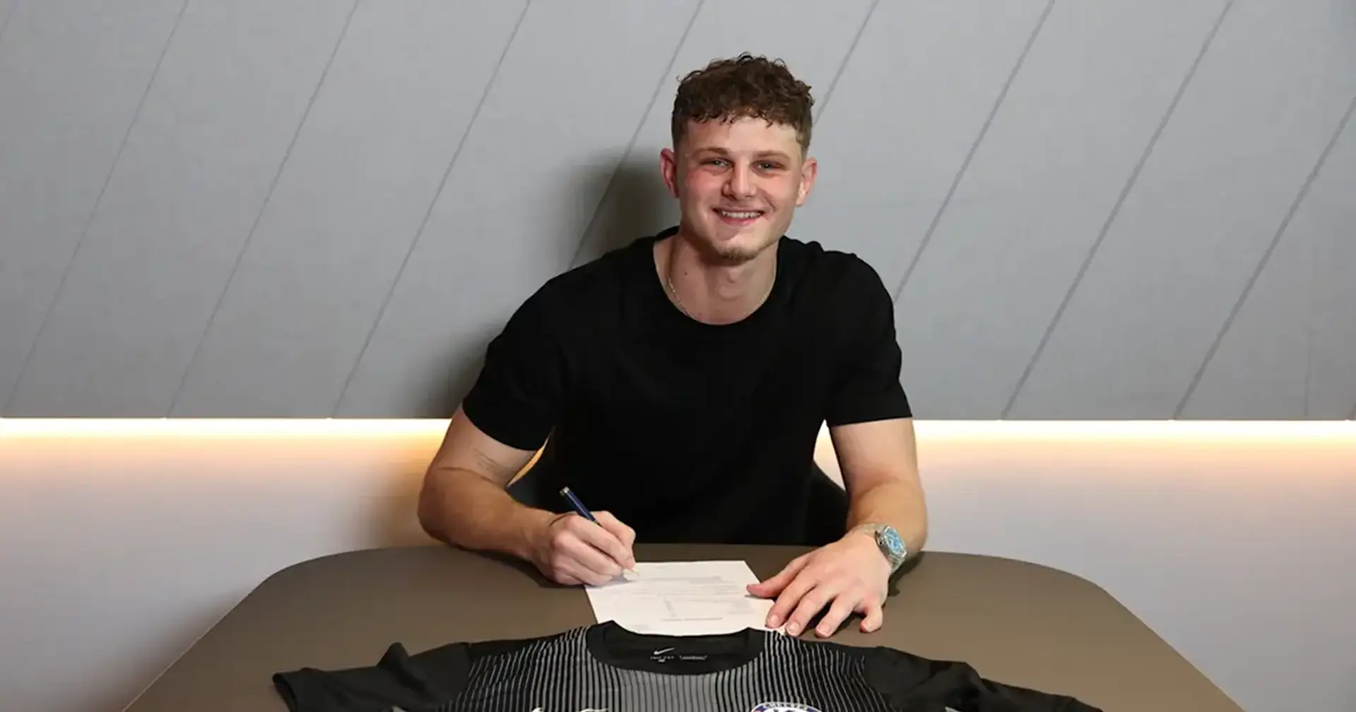 Chelsea goalkeeper Max Merrick signs new contract until 2028 - Football ...