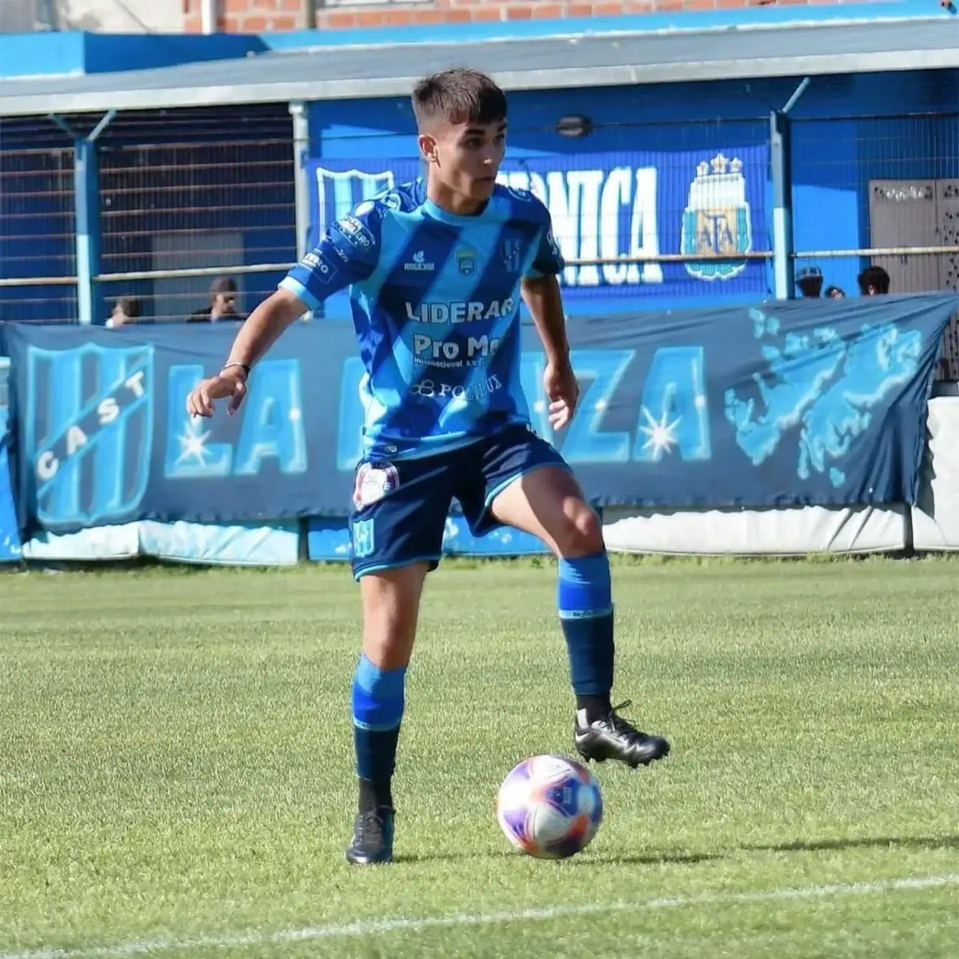 18-year-old Argentine footballer Camilo Nuin dies during KNEE SURGERY ...