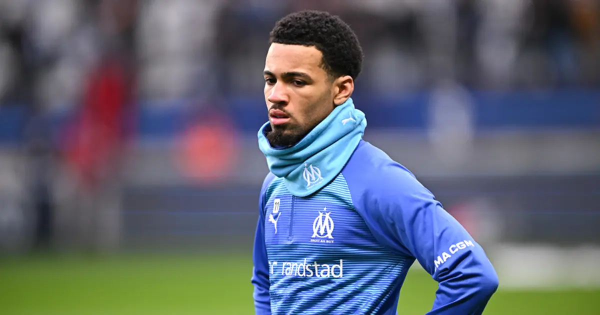 Borussia Dortmund relance la piste Ethan Nwaneri - Sky Sports ...