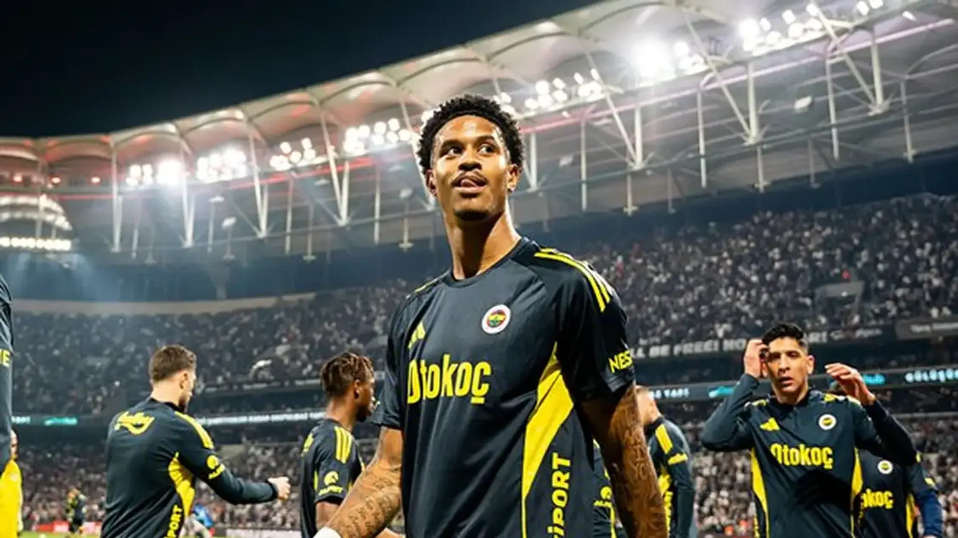 Fenerbahçe Istanbul News, Fixtures & Results, Table, Players