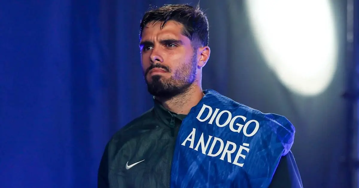 'I said I would win it for Diogo and Andre': Neto dedicates Club World ...