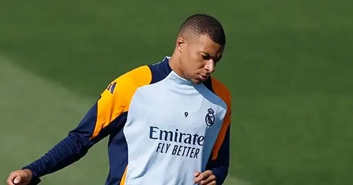 Mbappé entame une mini pré-saison pendant la trêve internationale pour ...