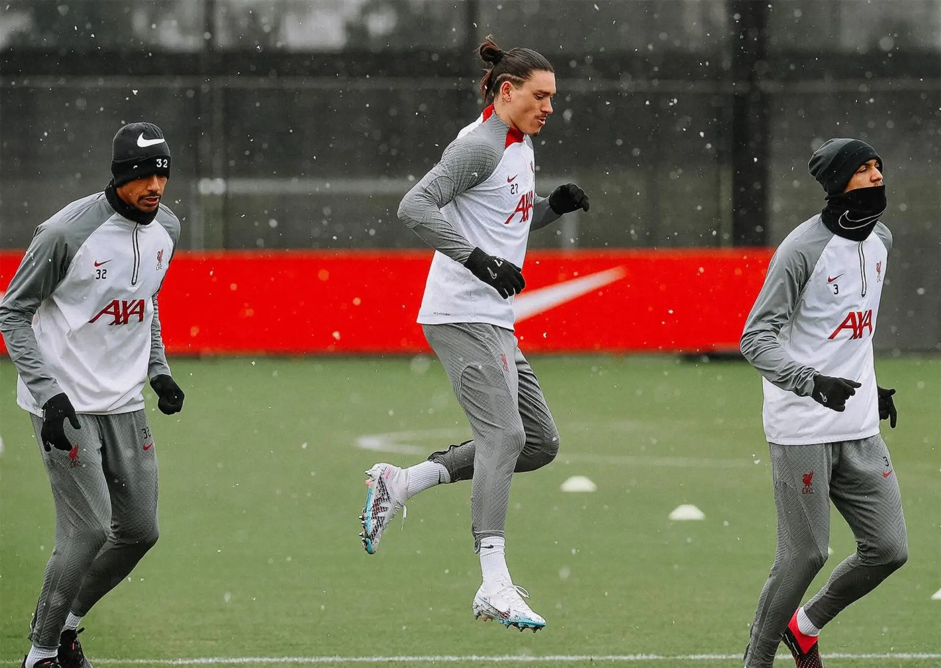 12 best images of Liverpool's snowy training session ahead of ...