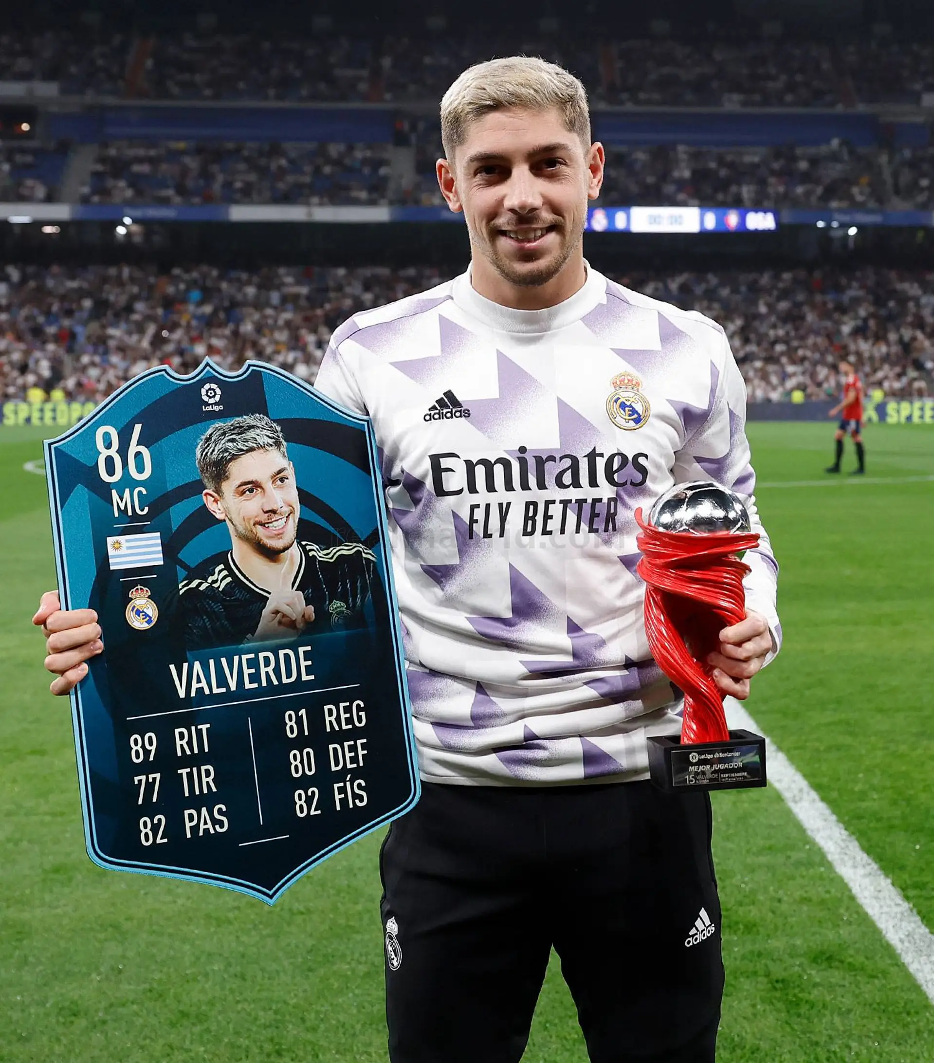 3 best pics as Fede Valverde receives his La Liga Player of the Month ...