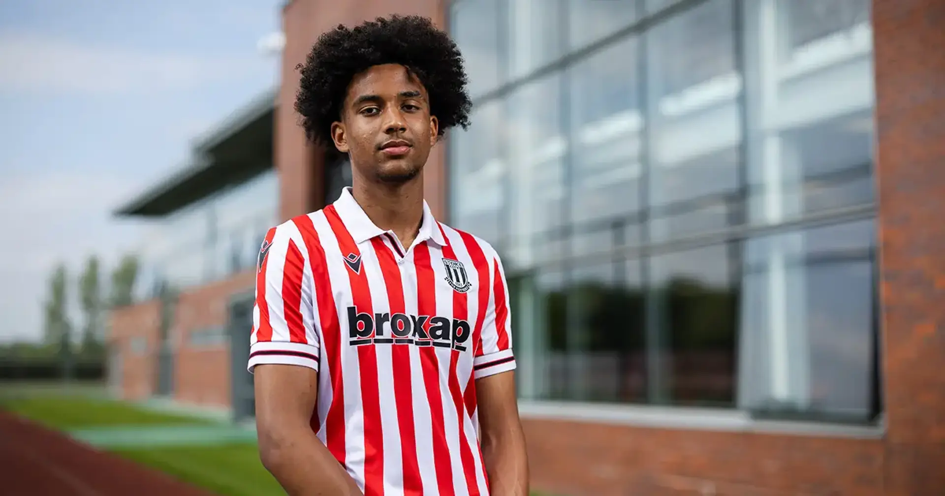 Arsenal agree £3.2m deal to sign Stoke City young defender Jaden Dixon ...
