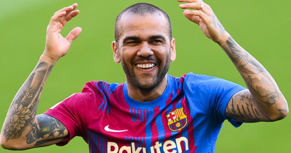 Barcelona to extend contract of 39-year-old Alves, details unveiled ...