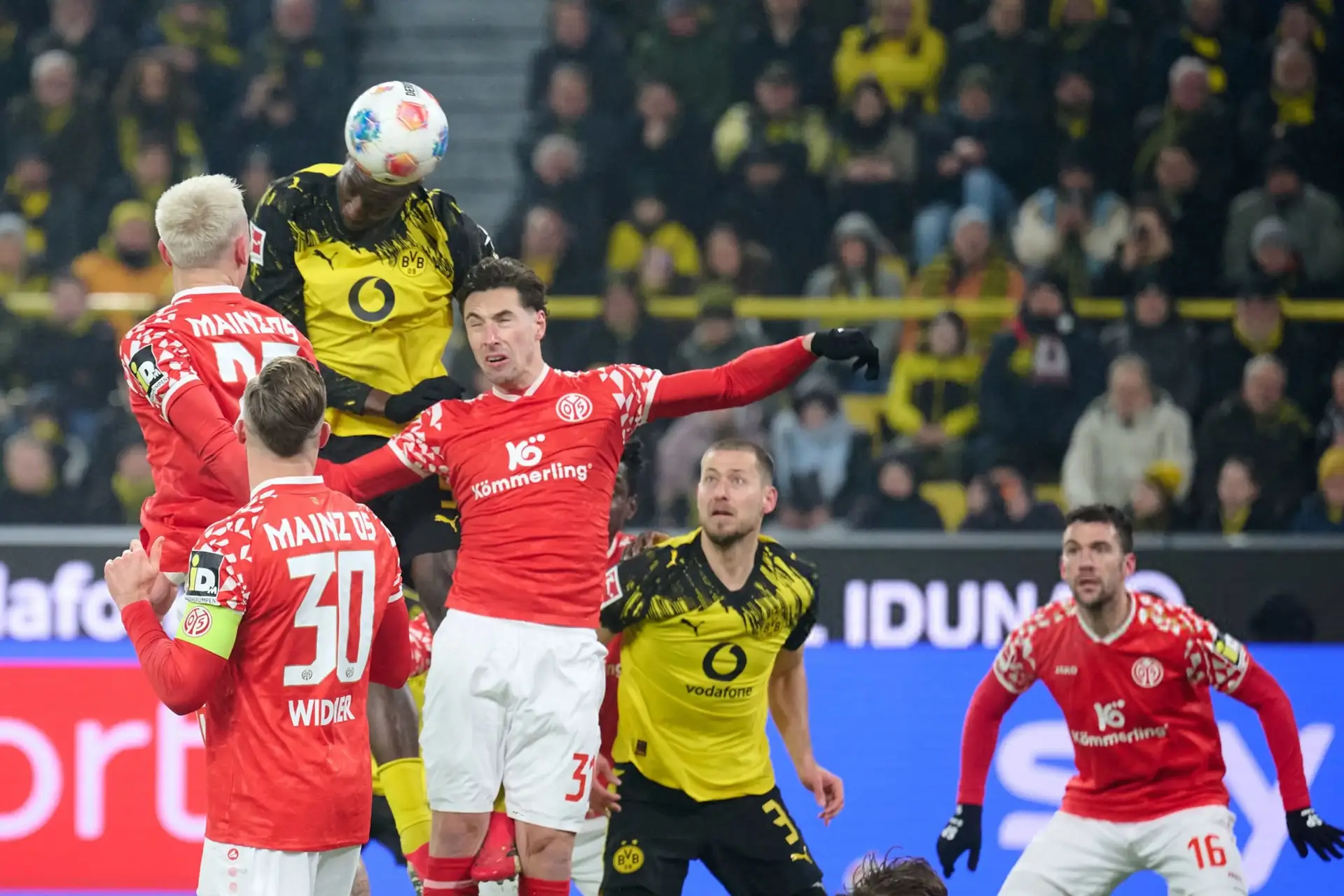 Besser ohne Standardtrainer? Der BVB erzielt ohne Alex Clapham 3,5-mal ...