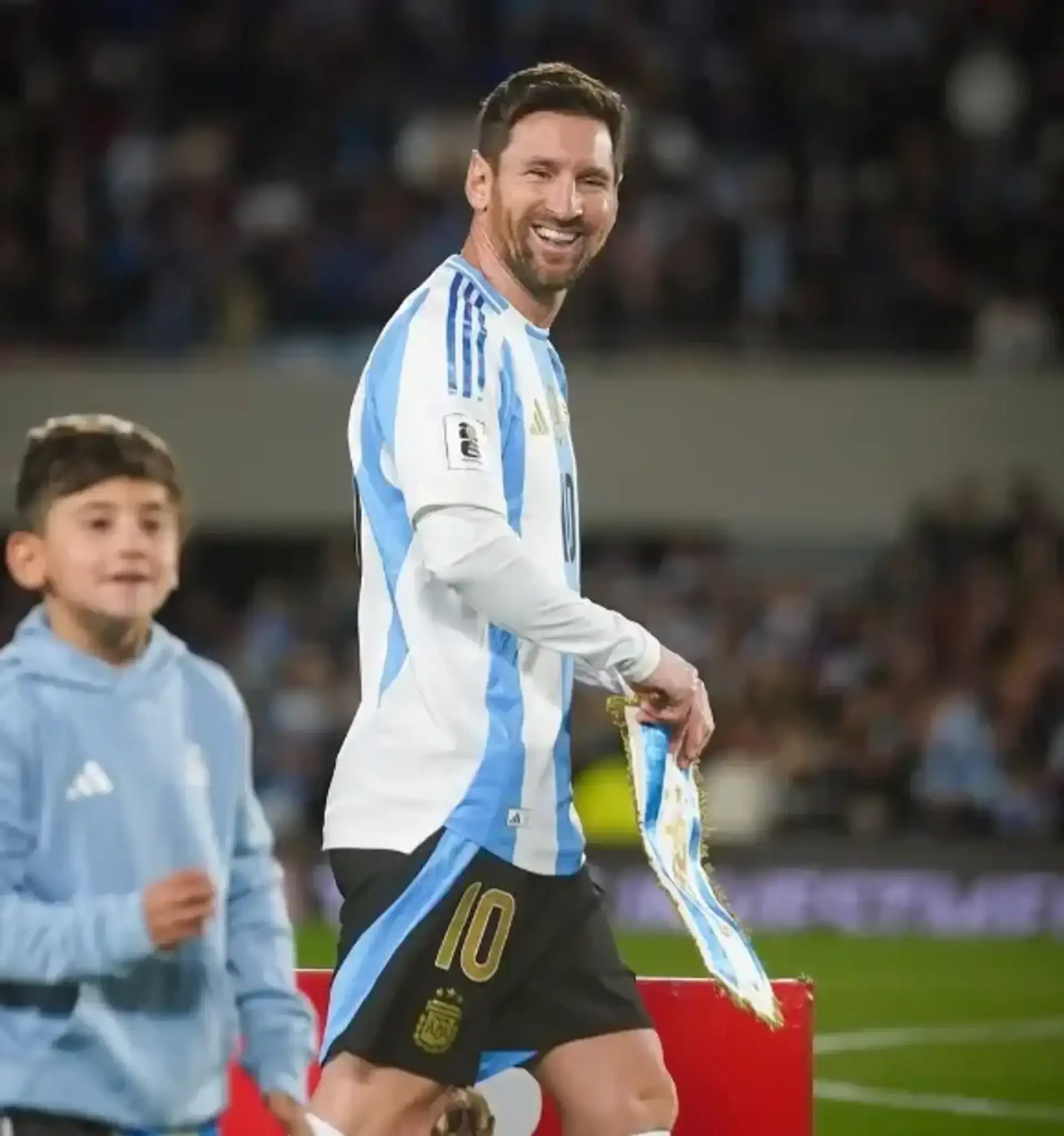 Messi sends special gift to India’s Prime Minister — and there’s reason ...