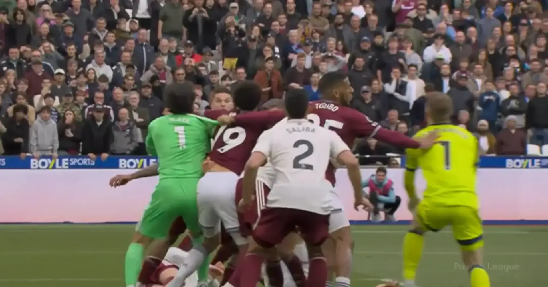 Spotted: Another reason why West Ham goal vs Arsenal was rightly ...