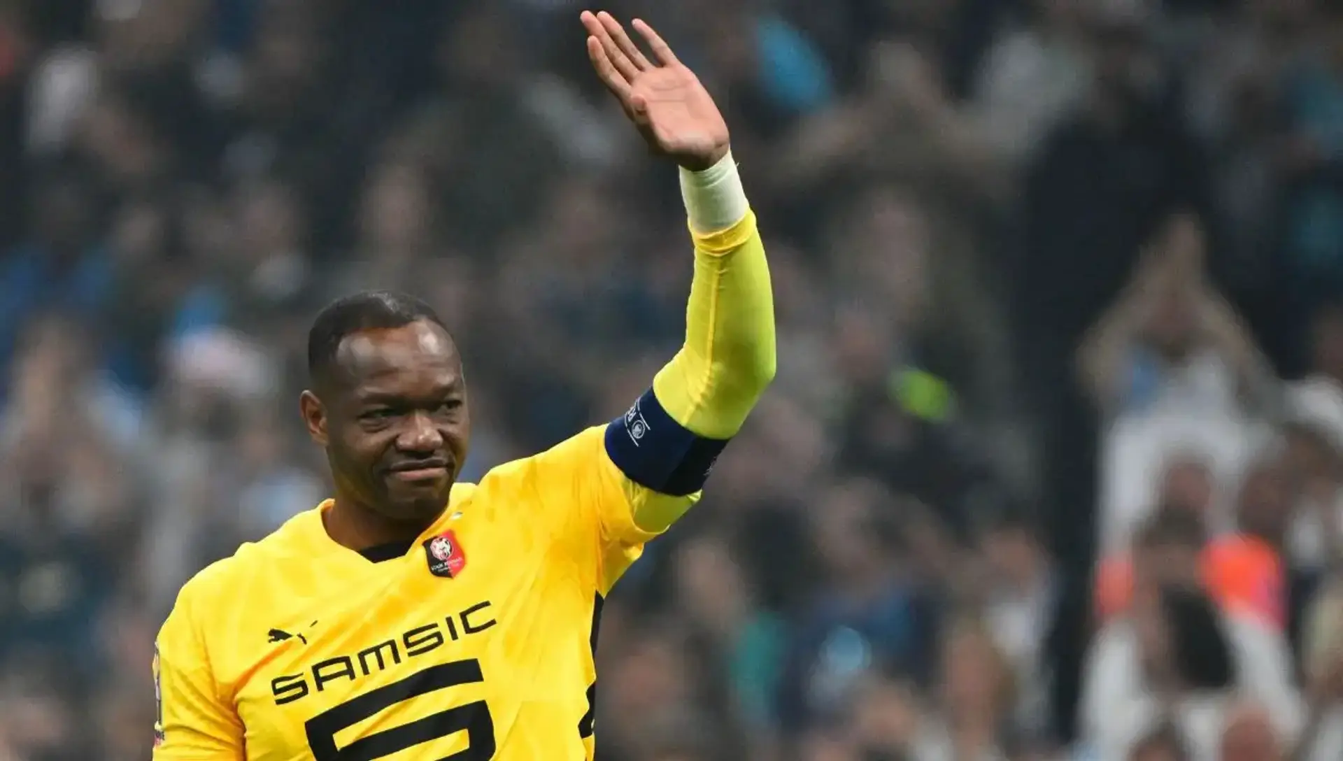 Olympique Marseille goalkeeper Steve Mandanda announces retirement at ...