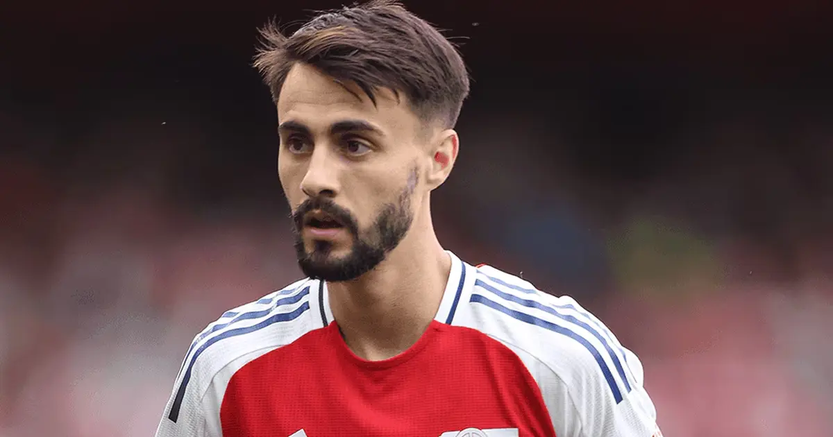 West Ham eye Arsenal midfielder Fabio Vieira - Ben Jacobs - Football ...