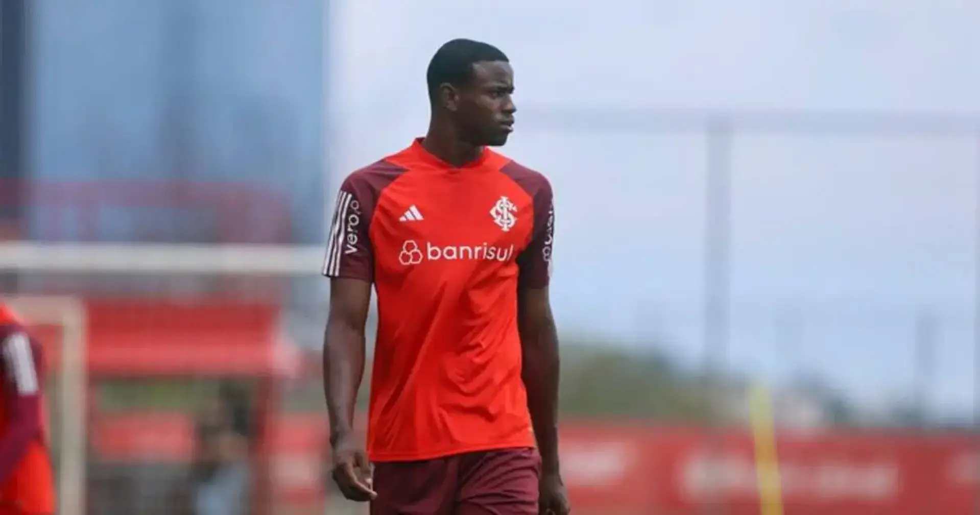 Manchester United interested in 19-year-old Internacional forward ...