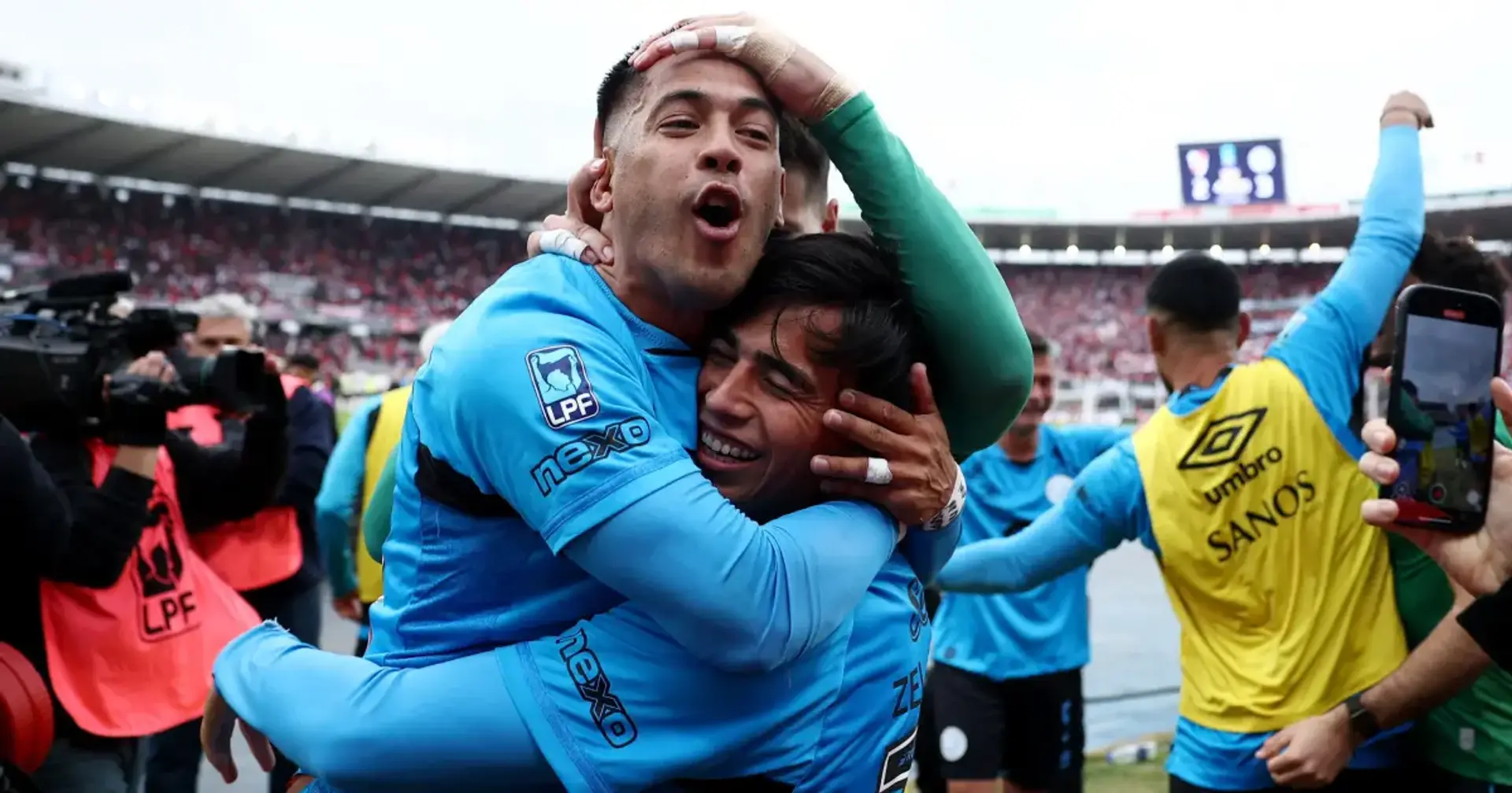 Carlos Tevez - coach statistics in all seasons and tournaments on ...