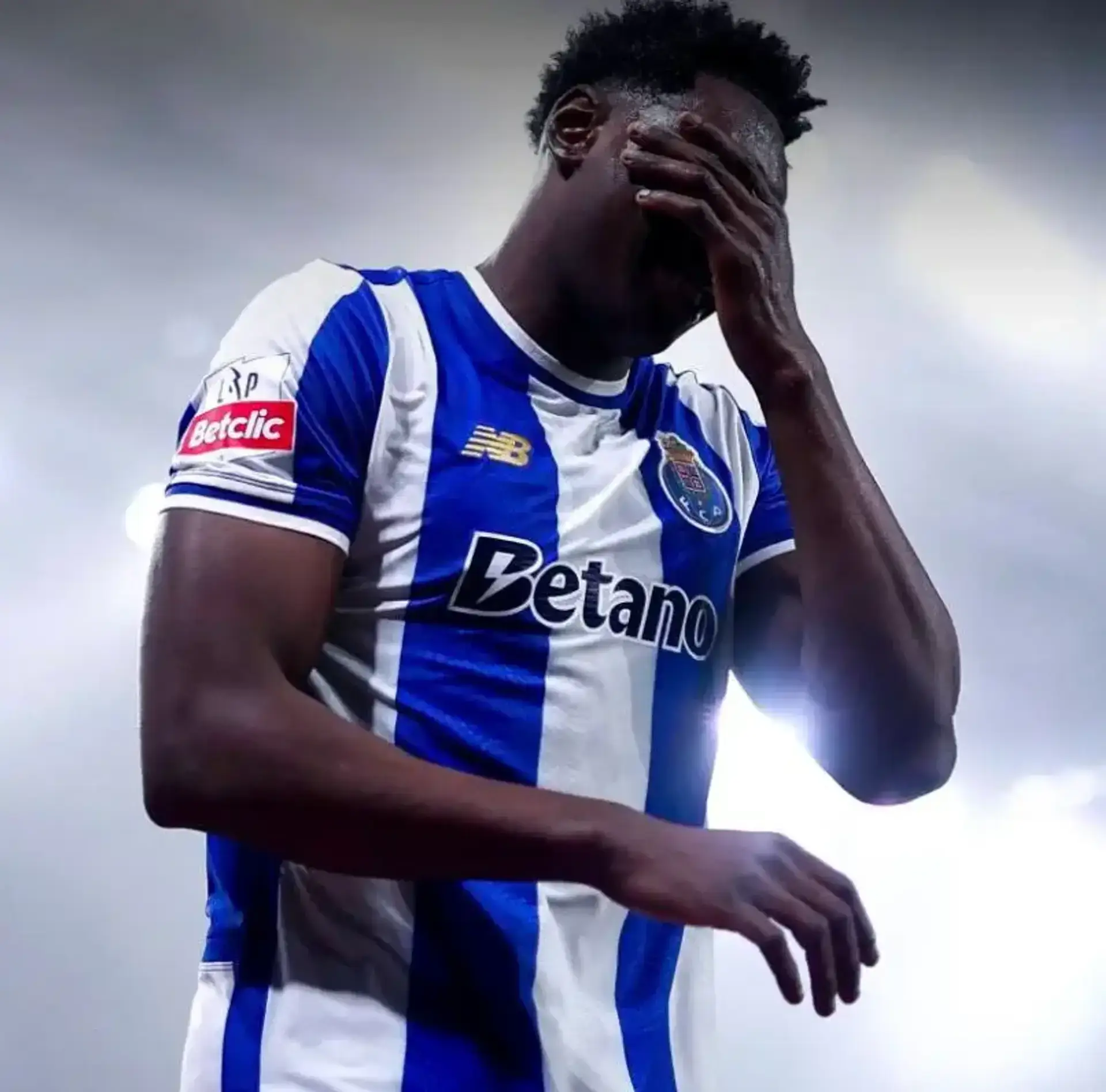 ¿Adiós al Mundial? Samu Omorodion sufre una grave lesión del ligamento ...