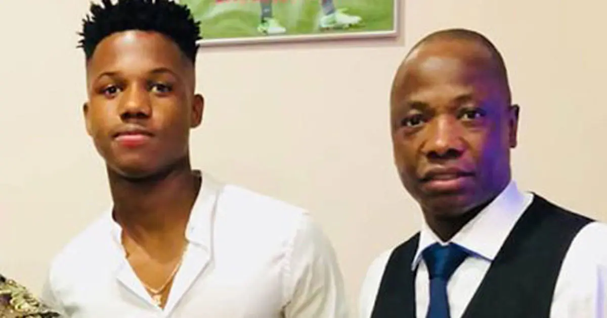 Ansu Fati's father complains about his lack of playing time to ...