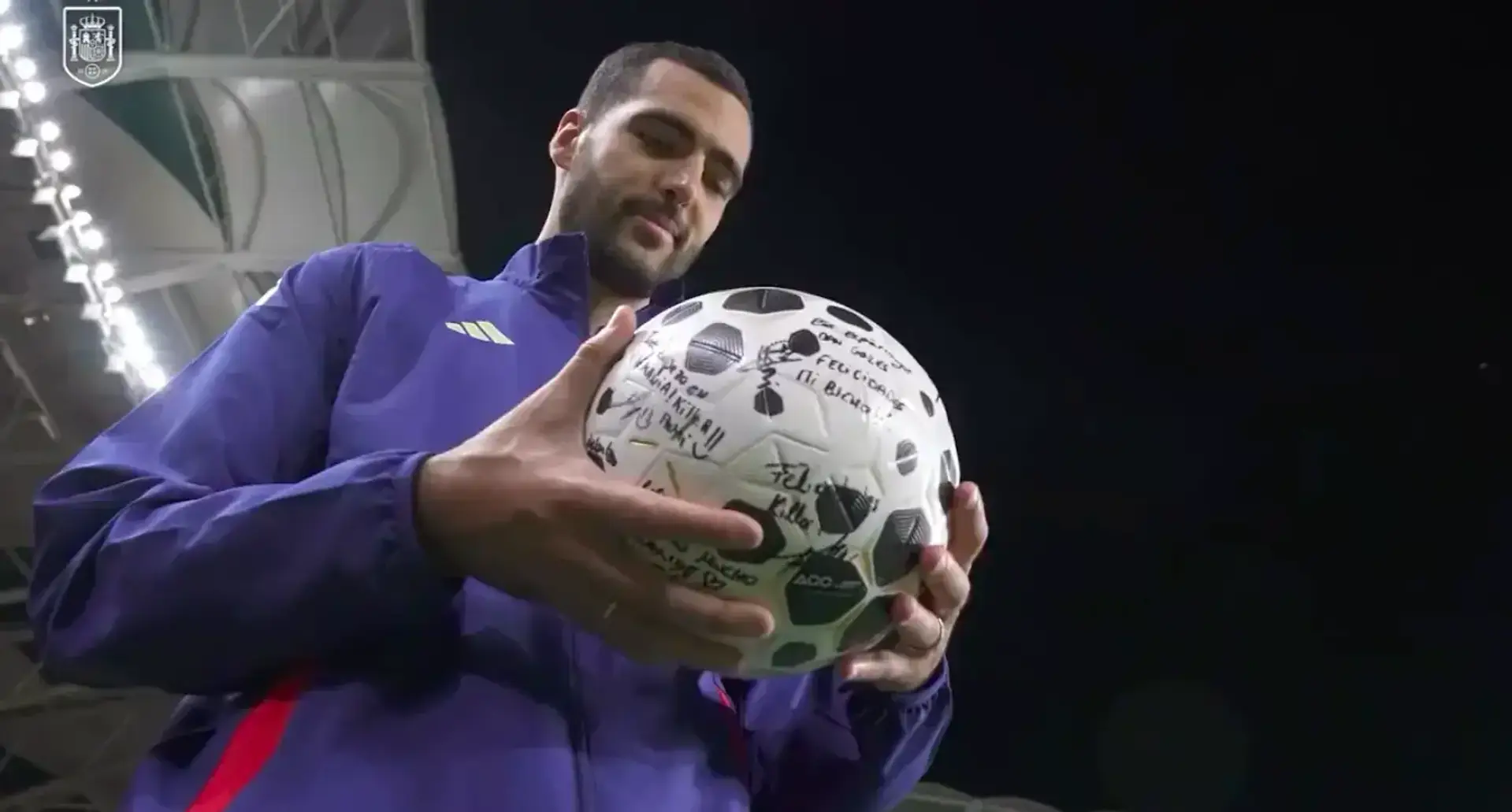 Spain players honour Merino with touching gesture after historic ...