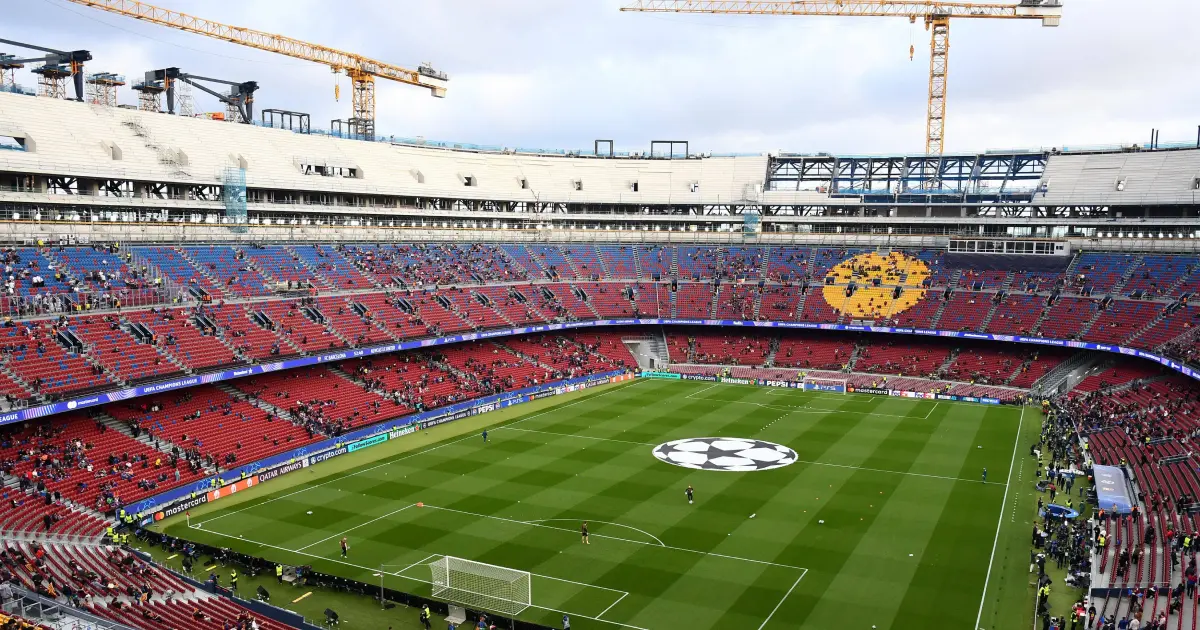 ¿Cómo va el Camp Nou? Se ha completado la tercera grada mientras el ...