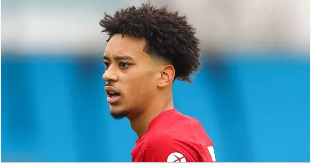 Academy left-back spotted in training after Robbo injury & 3 more under ...