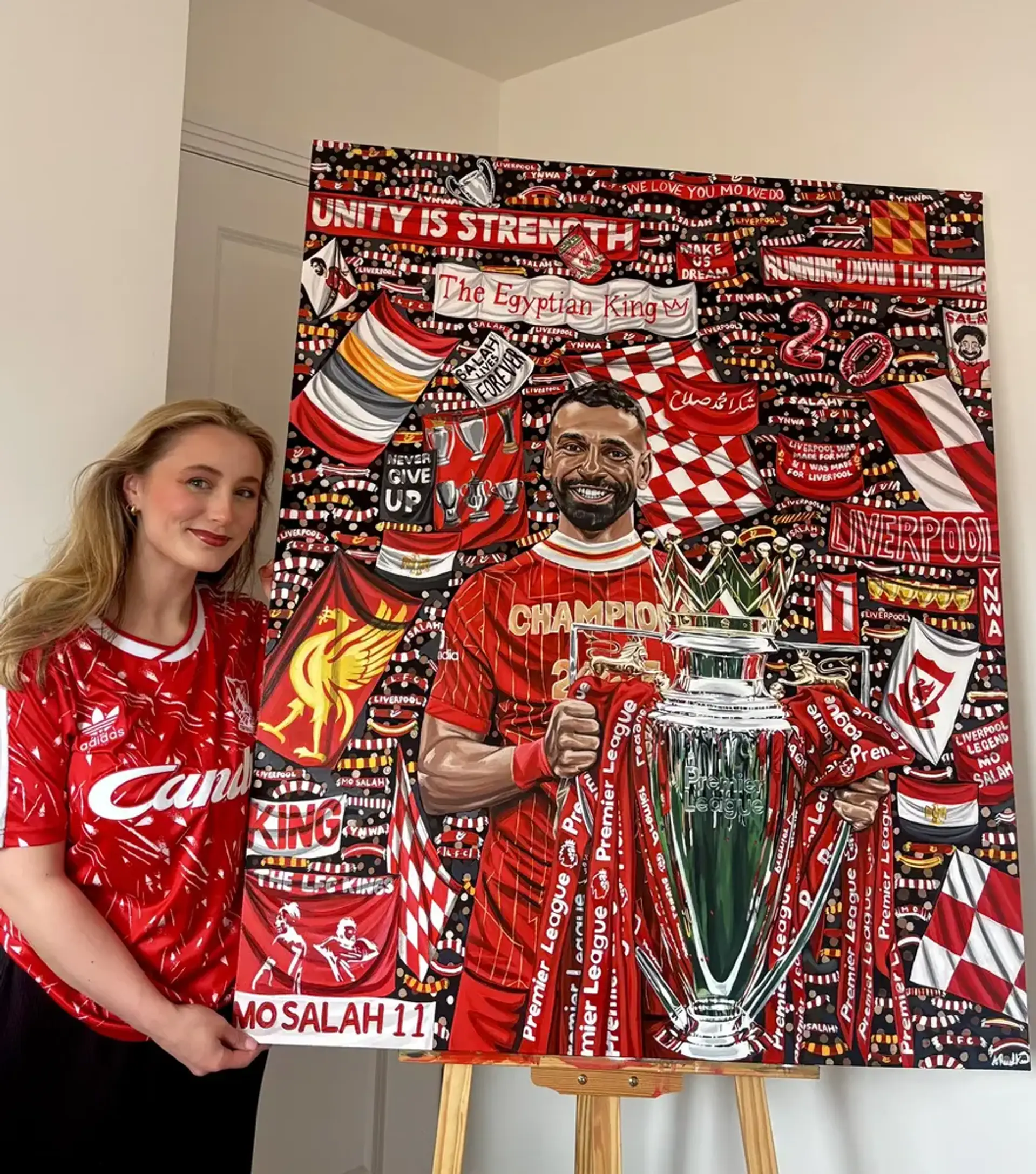 Liverpool-Fanin präsentiert auffälliges Gemälde von Mo Salah mit seiner ...