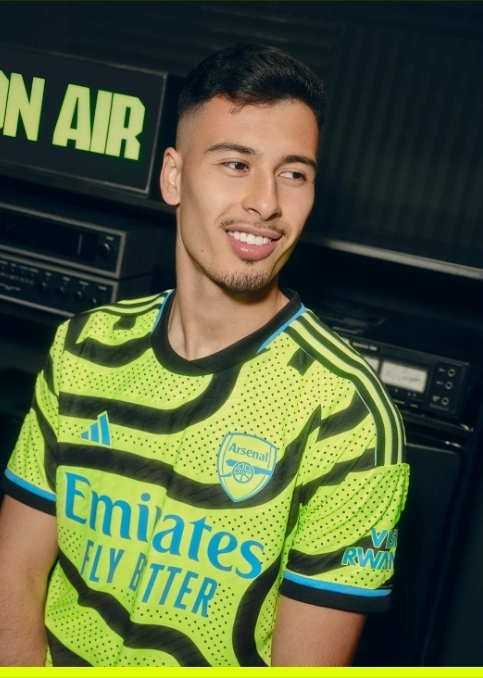 Green and black away kit⭐ — Tribuna.com