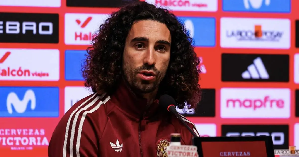 Cucurella names his favoruite left-back in the world right now ...
