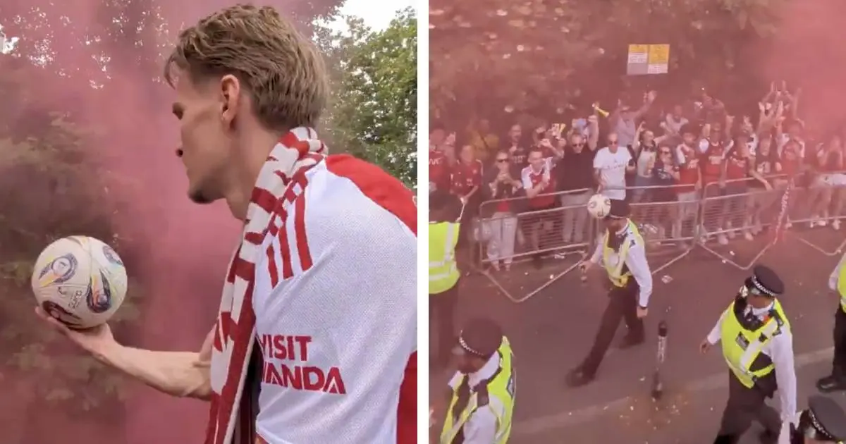 Odegaard heads ball into crowd during trophy parade – hits a policeman ...