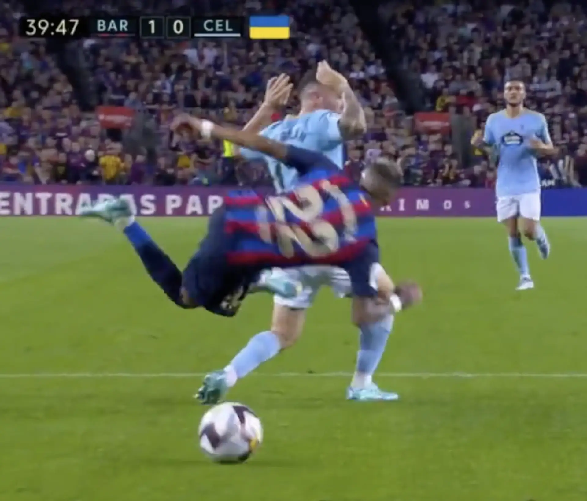 Xavi explains why they had to calm Raphinha down at half-time break ...