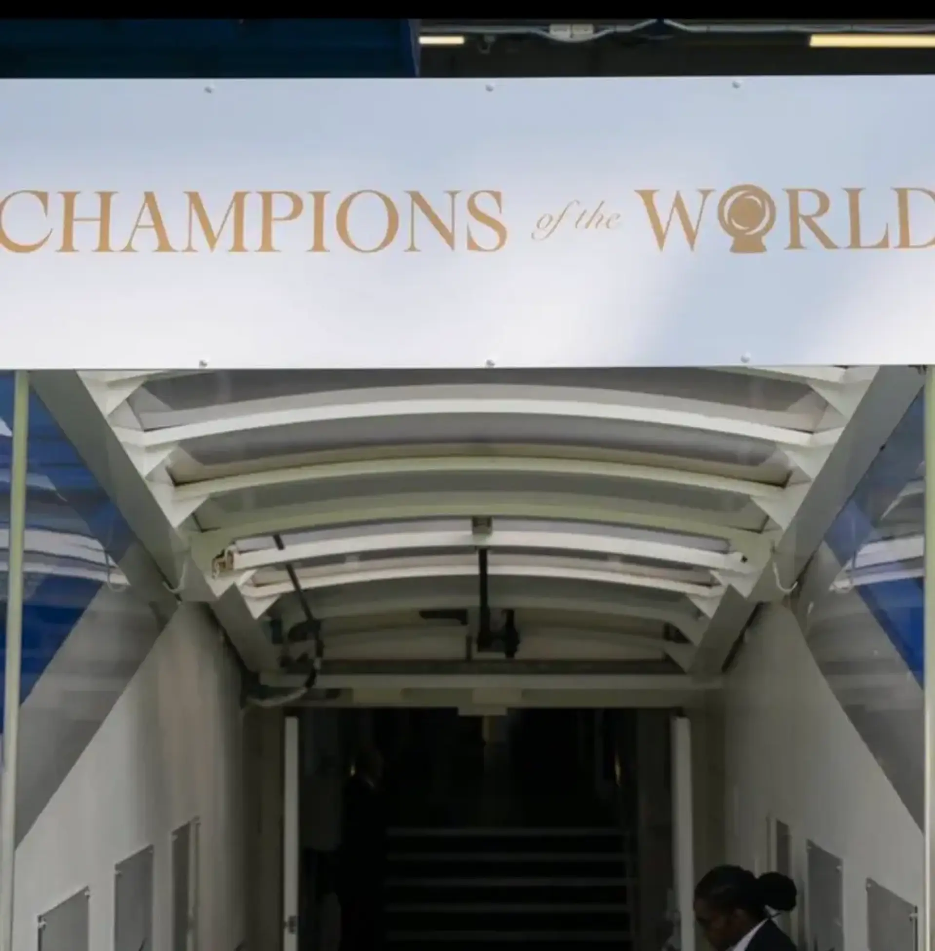 Chelsea present Club World Cup trophy at Stamford Bridge — Tribuna.com