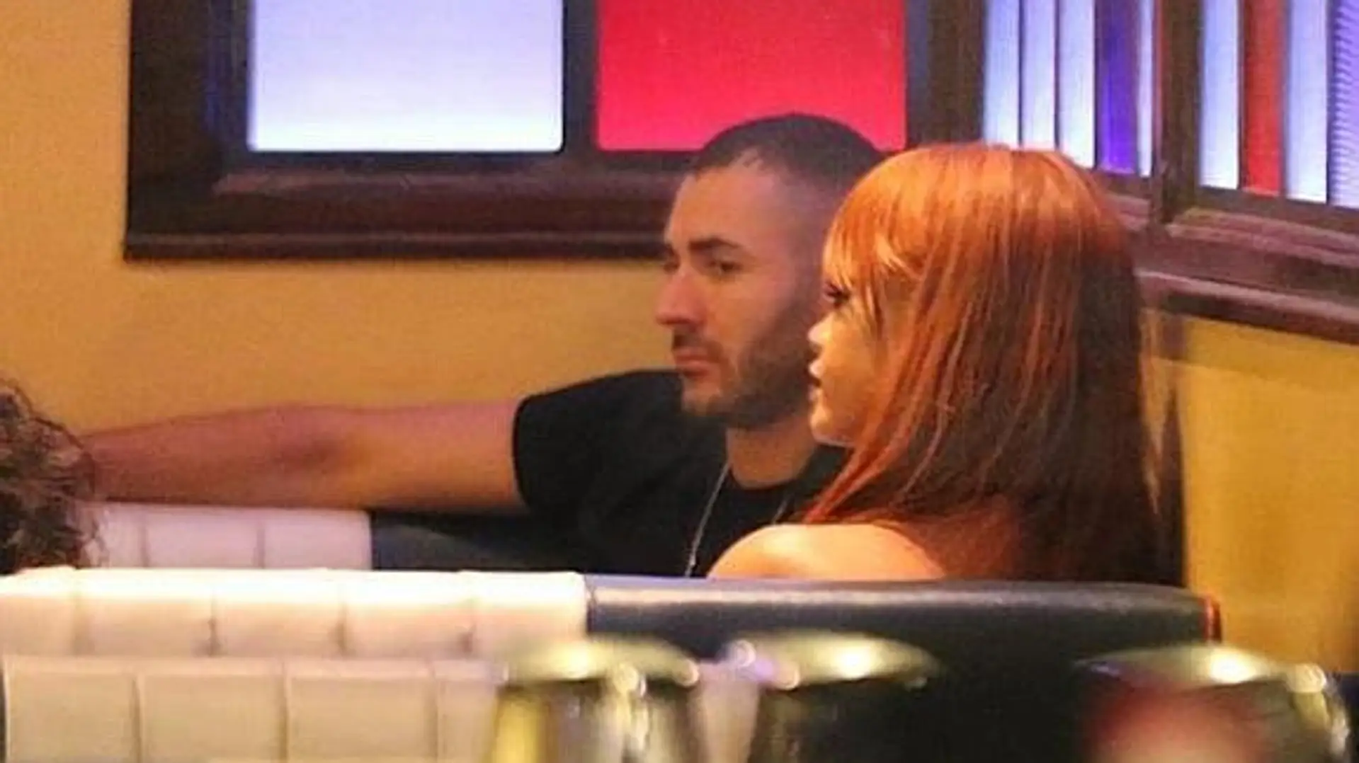 Is it crazy to me how Rihanna stans on LSA are so brazen and so bold ...