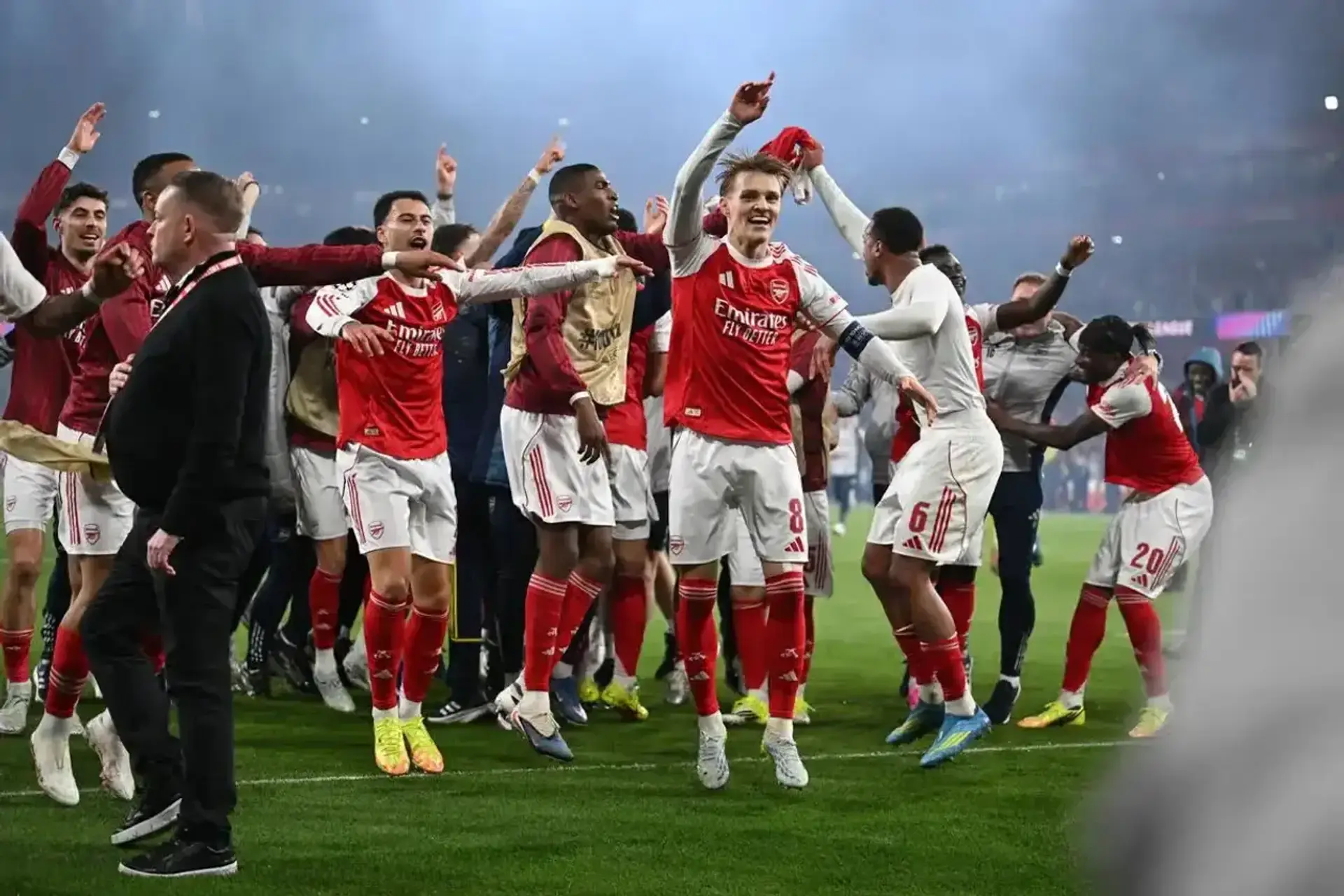 PSG ou Arsenal ? L’IA livre sa prédiction finale sur le vainqueur de la ...