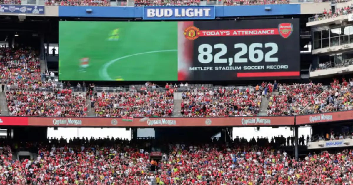 Man United's new shirt sponsor calls for Premier League games to be ...